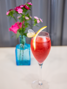 Pinky Promise Champagne Bar: Atlanta's Ladies' Night Oasis